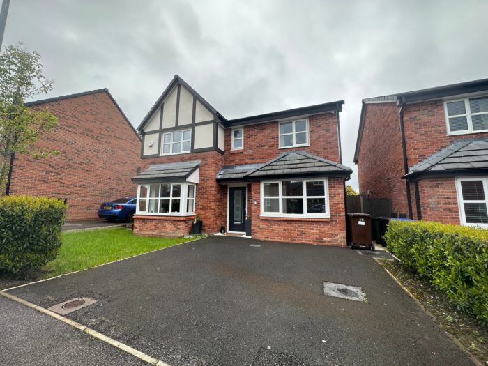 Farm Crescent, Manchester | JonSimon Estate Agents