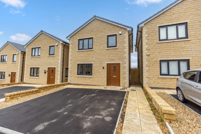 Old Farm Lane, Bury | JonSimon Estate Agents
